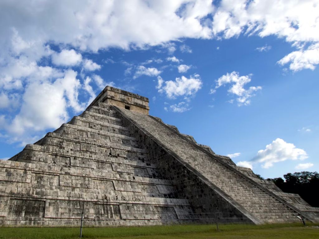 Uncovering the Mysteries of Mexico's Pyramids and Aztec History in Mexico City | Your Guide to ...